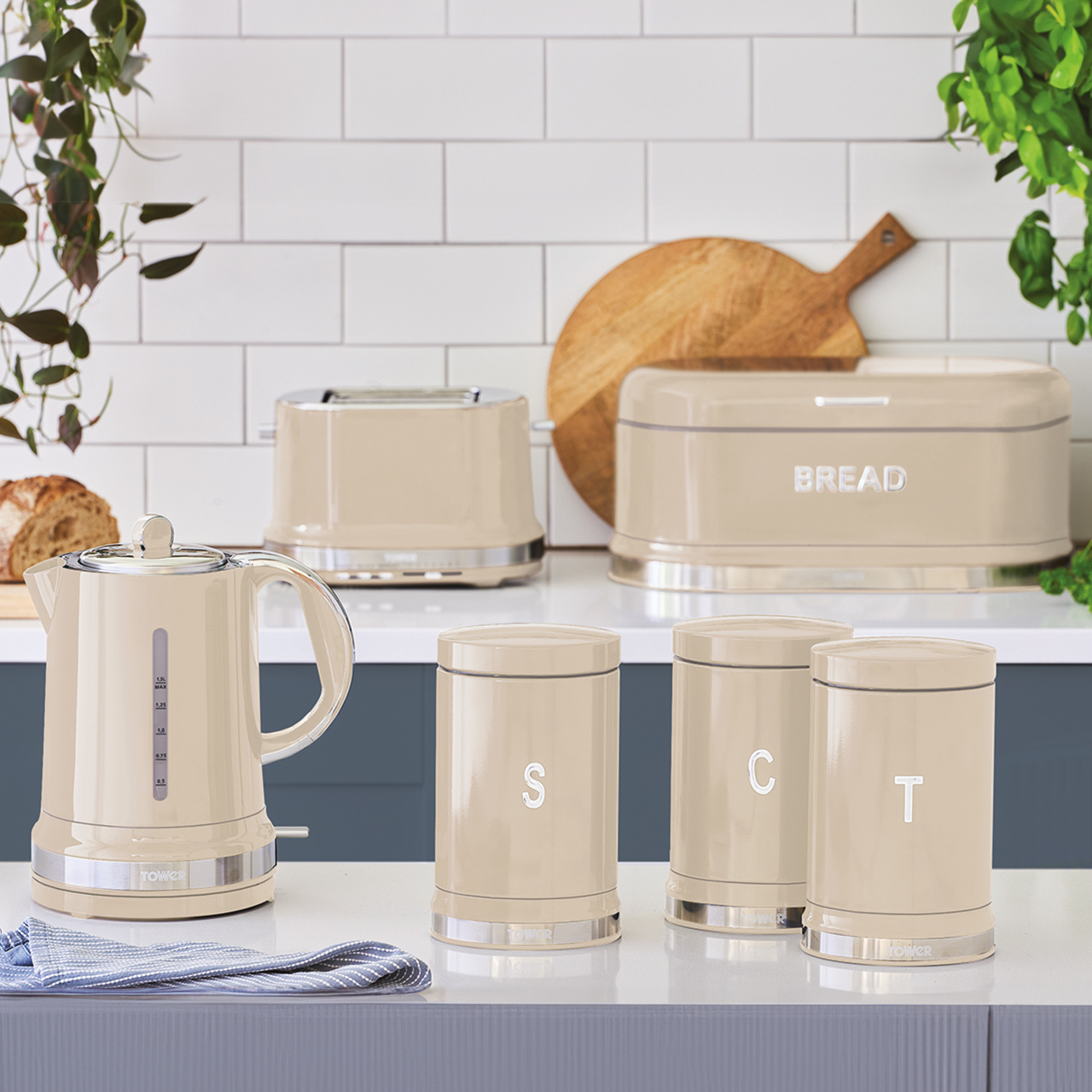 Graphite | Tower Belle Bread Bin | Pure Collection